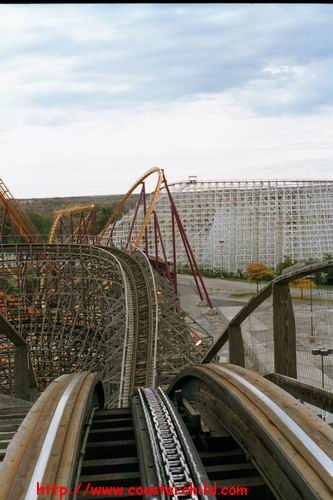 Six Flags Great America Ride Info - Viper